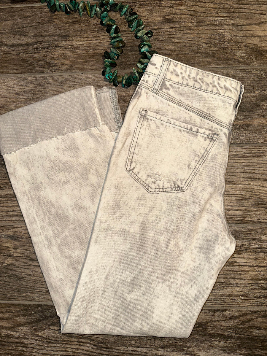 The “Miller” Acid Wash Jeans – The Ranch Boutique